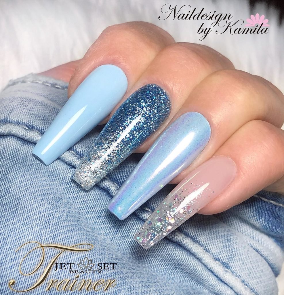 18 Super Cute Denim Nails to Match Your Favorite Jeans