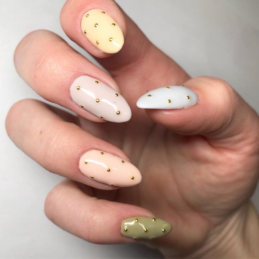 13 Striking Studded Nails to Unleash Your Inner Baddie