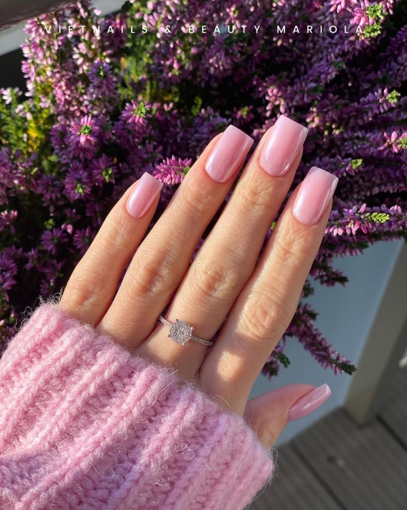 23 Adorable Pink Chrome Nails Inspo