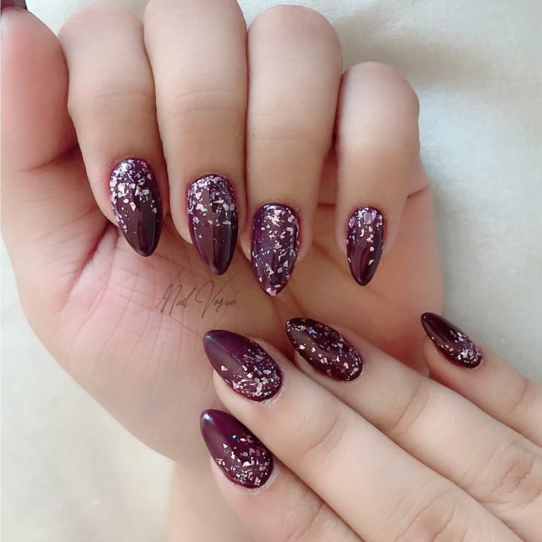 35 Beautiful Red Wine Nails for a Dark and Chic Manicure