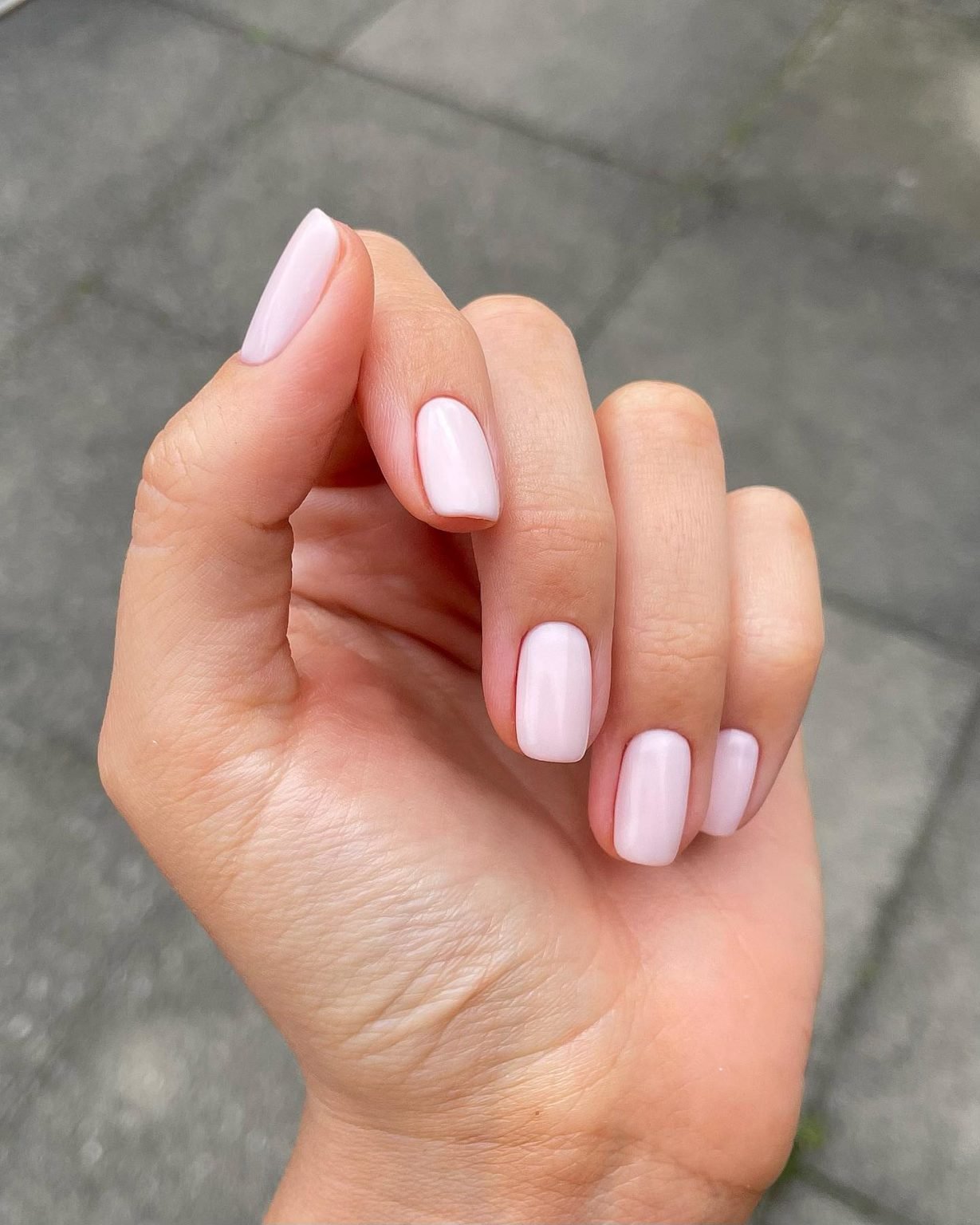 25 Old Money Nails Inspo to Feel Like a Gossip Girl Character