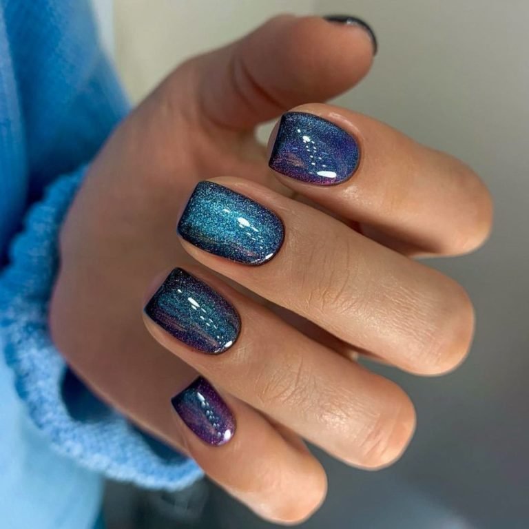 41 Cat Eye Nails for a Cute and Sparkly Manicure 2024 Inspo