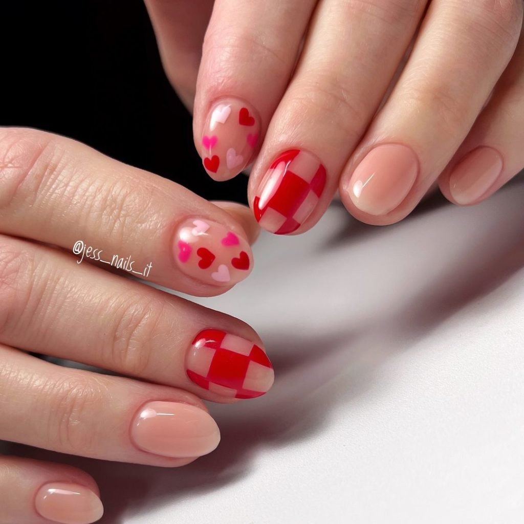 45 Adorable Checkered Nails You Must Try in 2024