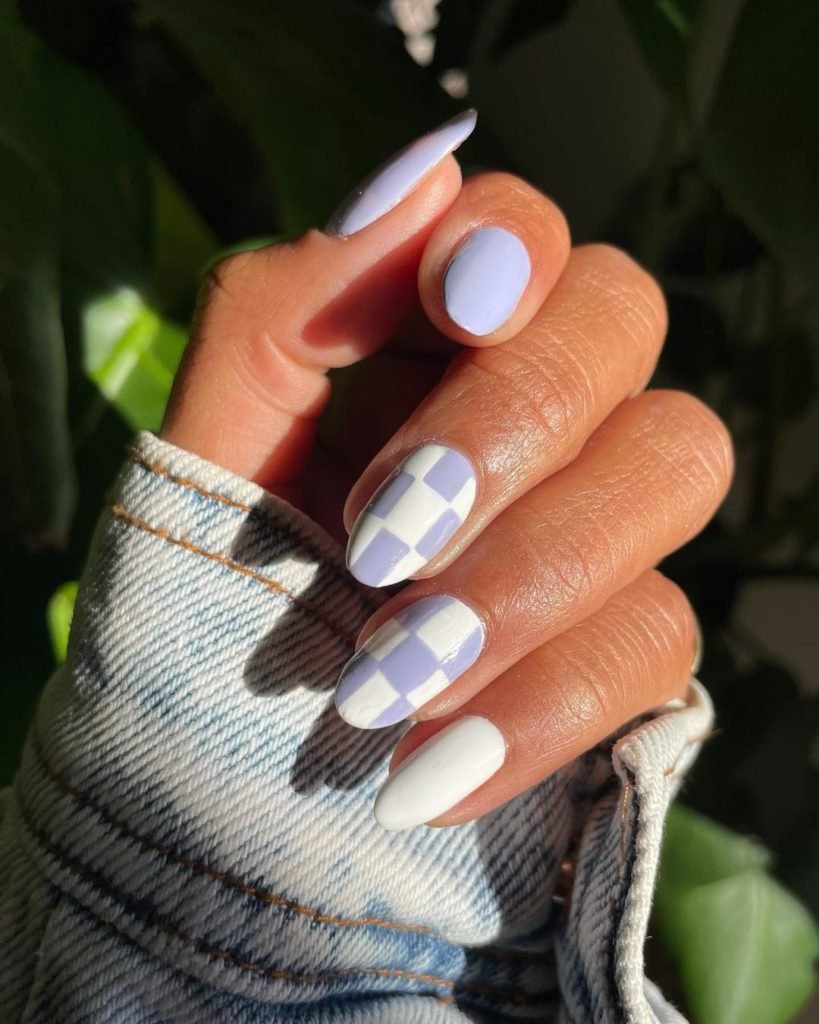45 Adorable Checkered Nails You Must Try in 2024