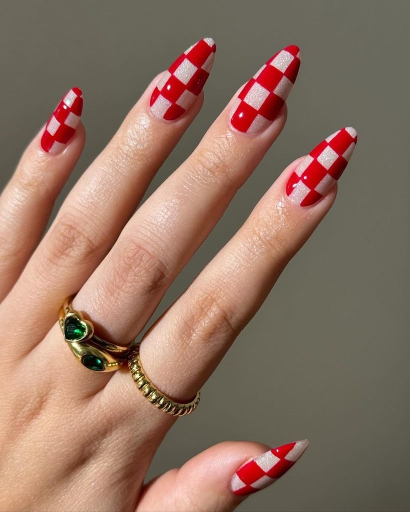 45 Adorable Checkered Nails You Must Try in 2024