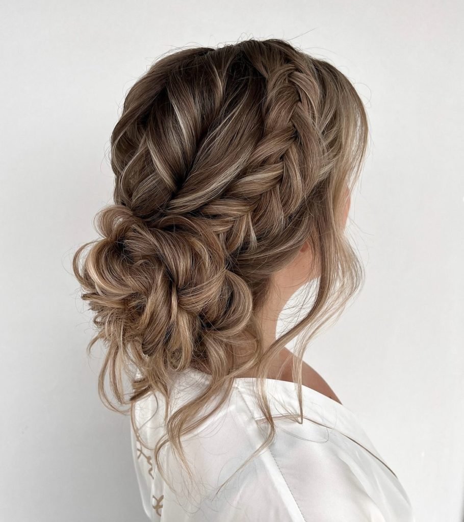49 Super Cute Prom Hairstyles for 2024