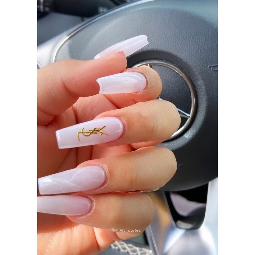 28 Stunning Rose Quartz Nails – Chic and Trendy Designs for 2024