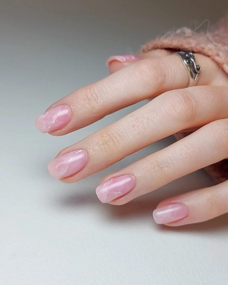 28 Stunning Rose Quartz Nails – Chic and Trendy Designs for 2024