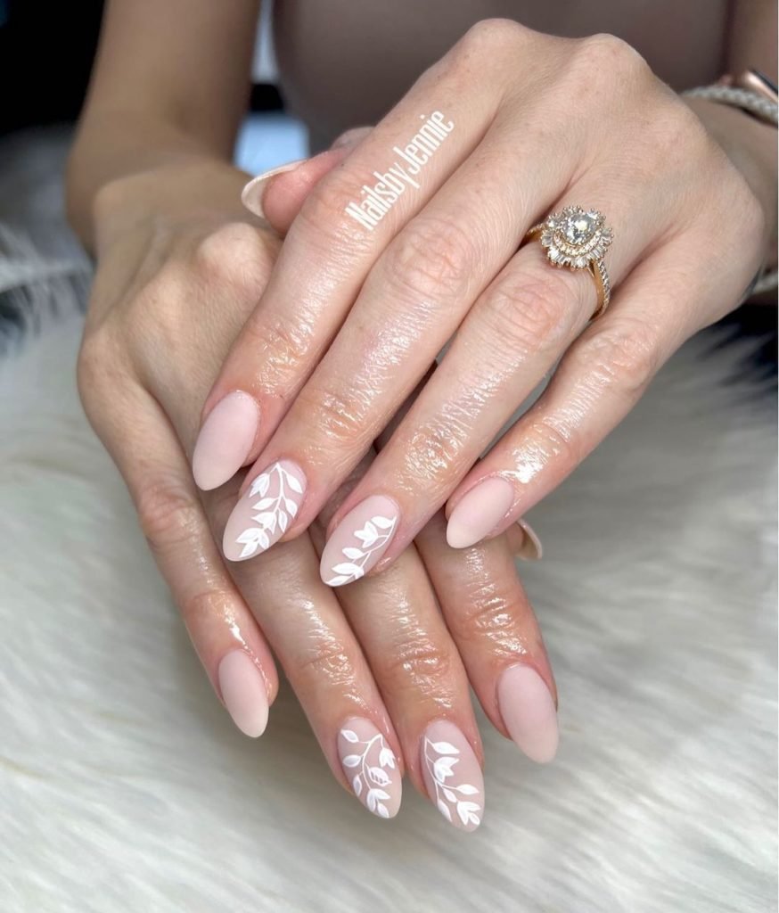 34 Gorgeous Wedding Nails for Your Big Day Mani Inspo