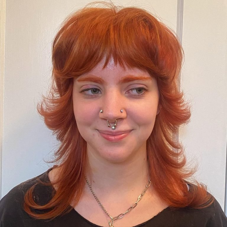35 Best Wolf Cut Hairstyles for 2024
