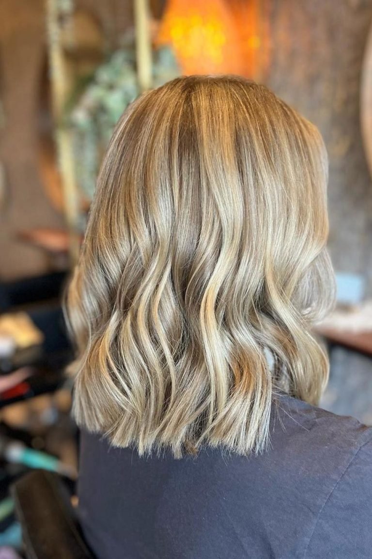 25 Cute & Trendy Shoulder Length Hairstyles For 2024