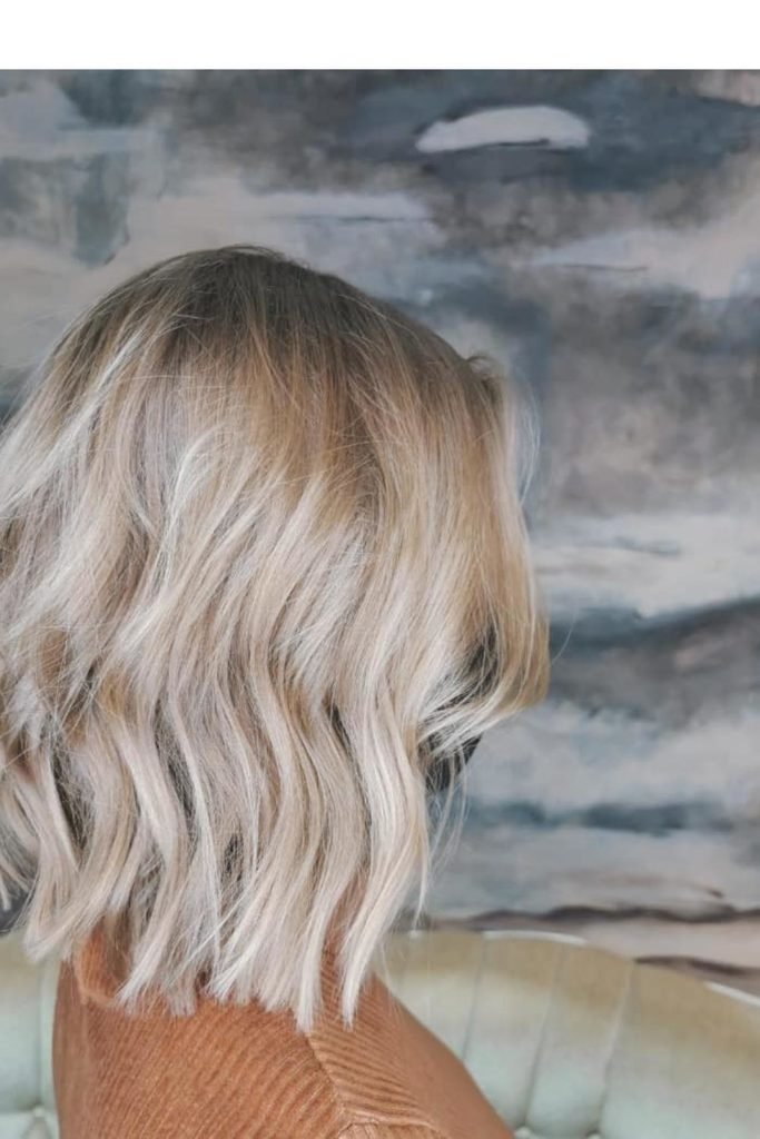 25 Cute & Trendy Shoulder Length Hairstyles For 2024