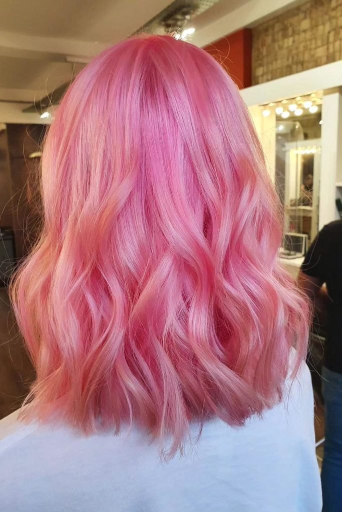 25 Cute & Trendy Shoulder Length Hairstyles For 2024