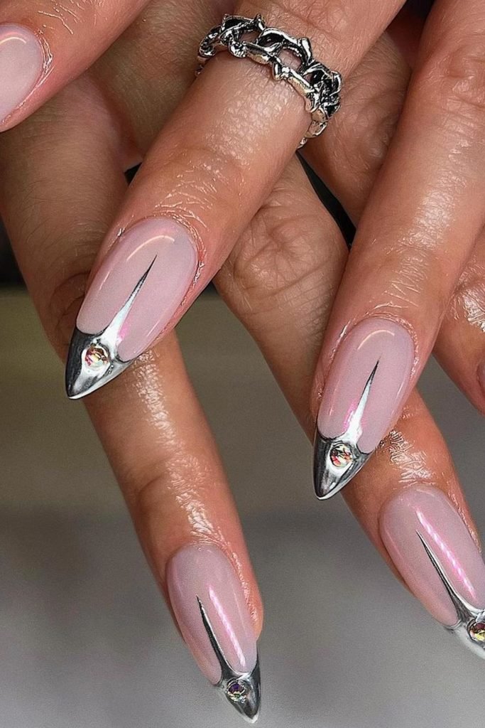 45 Striking Stiletto Nails for a Chic & Fashionable Manicure