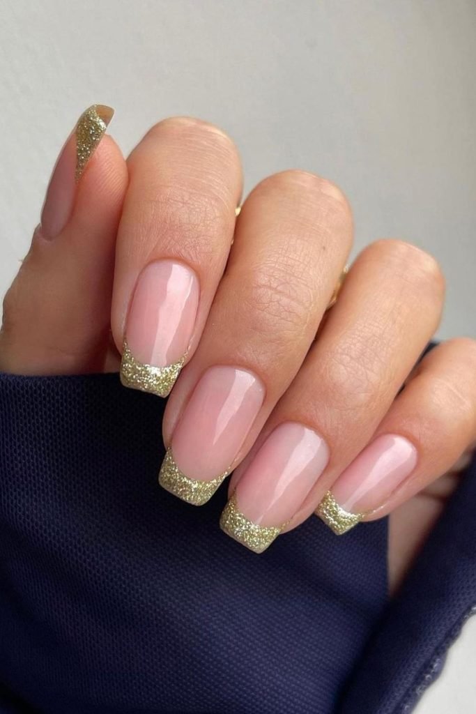 35 Cute & Trendy Gold French Tip Nails Ideas for 2024