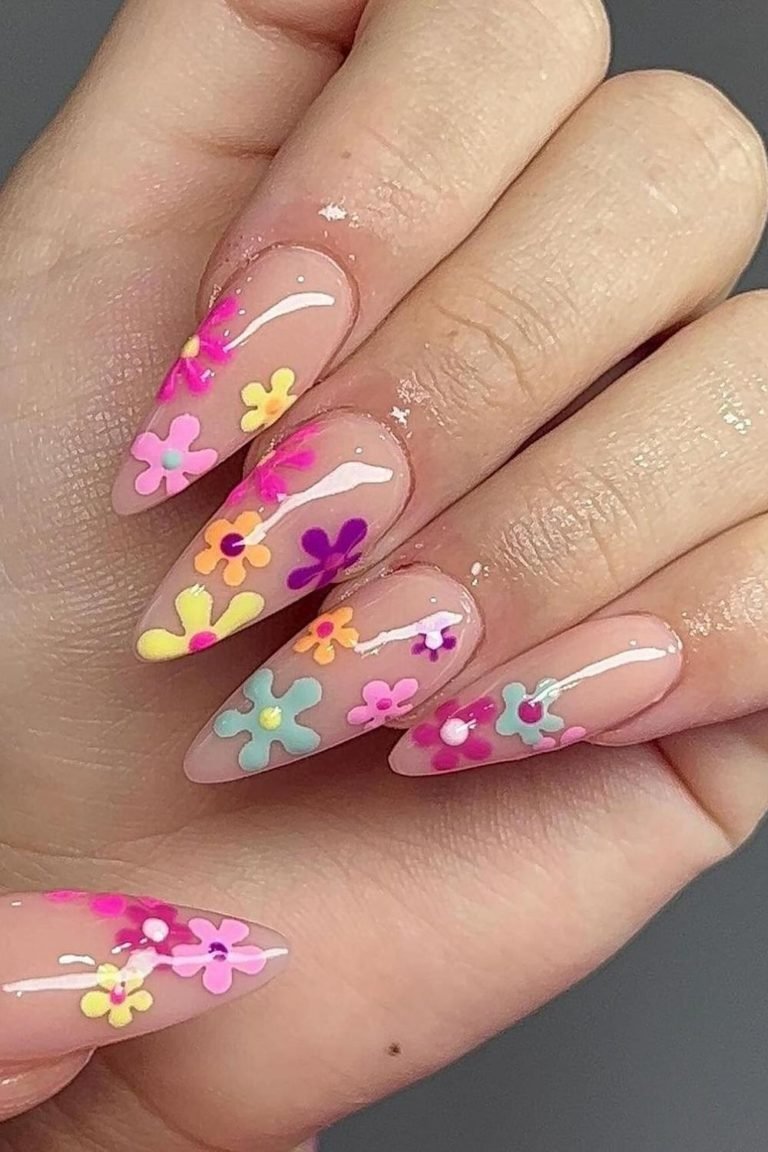65 Trendy Summer Vacation Nails That Are Fun & Fresh